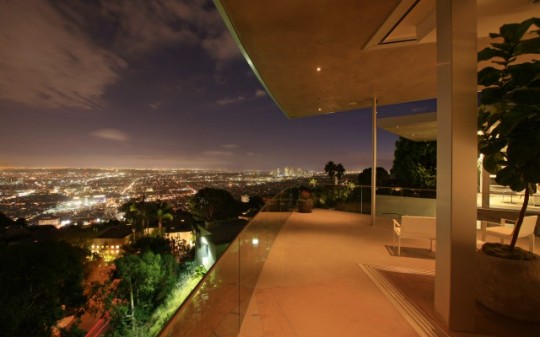 Terrace Amazing View at Night - Interior Design Ideas